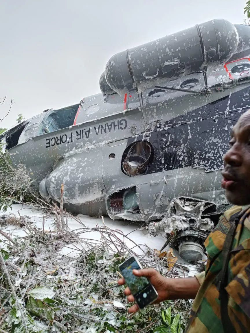 Ghana Armed Forces Helicopter Reportedly Crashes, Ministers Believed to ...